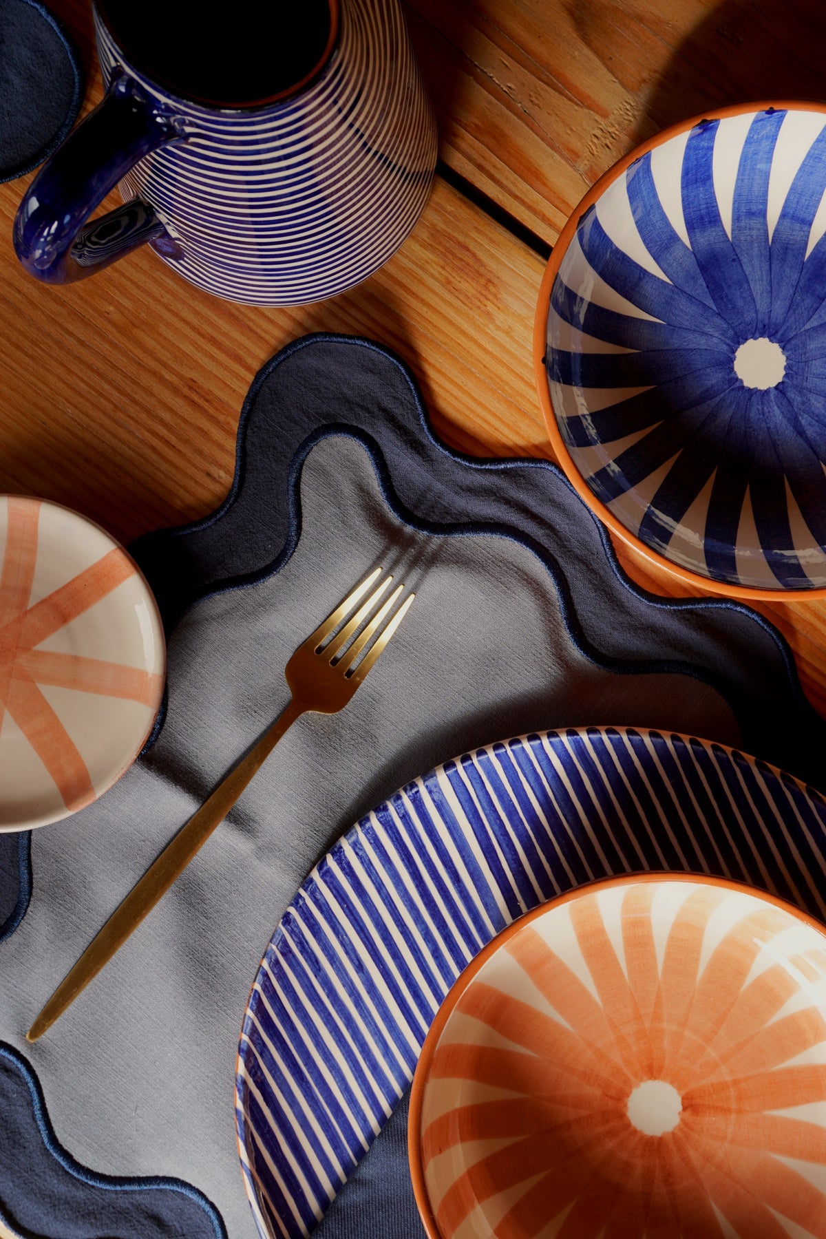 Blue and Terracotta - 6 guests – Hostess